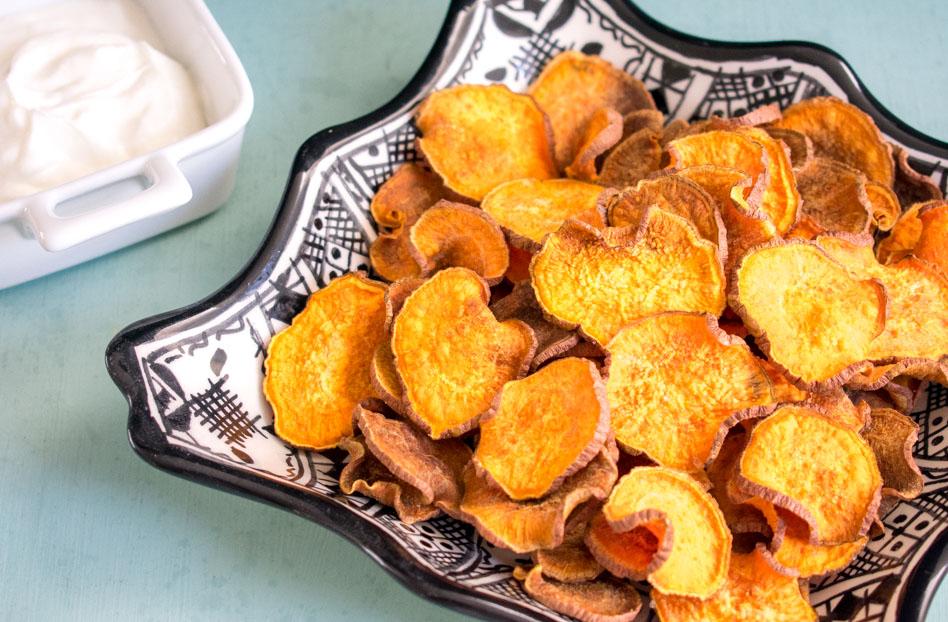 Pasos para hacer unos deliciosos chips de camote | Mujer